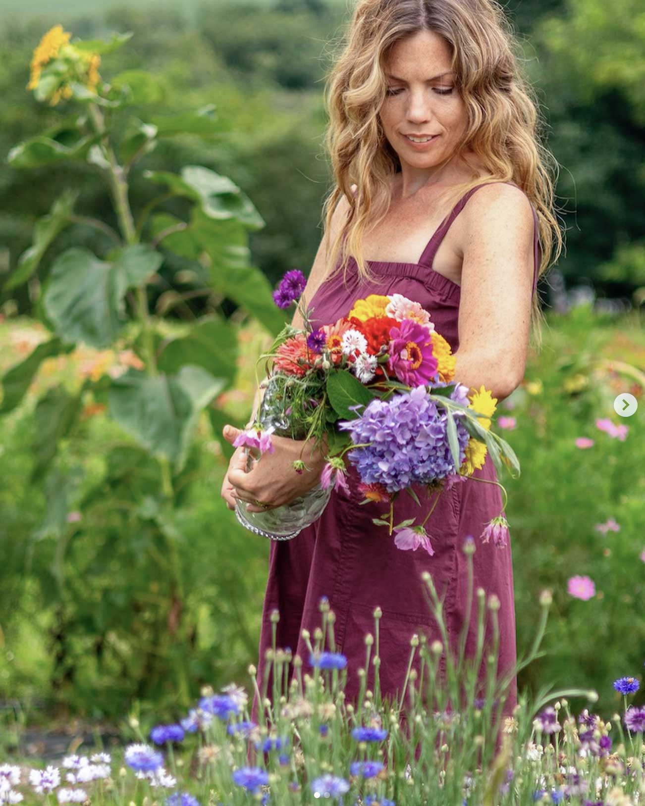 About - Laura Brady Gallery